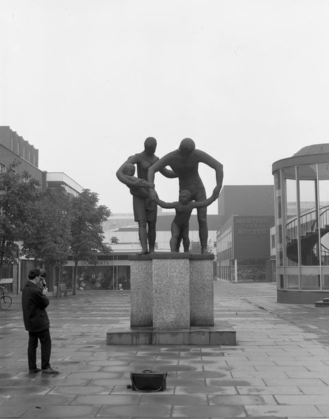 Family Group (Billingham, Edward Bainbridge Copnall, 1967) – North East ...