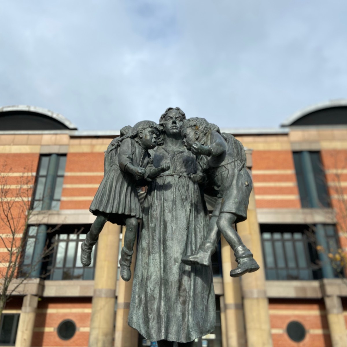 Scales of Justice (Middlesbrough, Graham Ibbeson, 1991) – North East ...