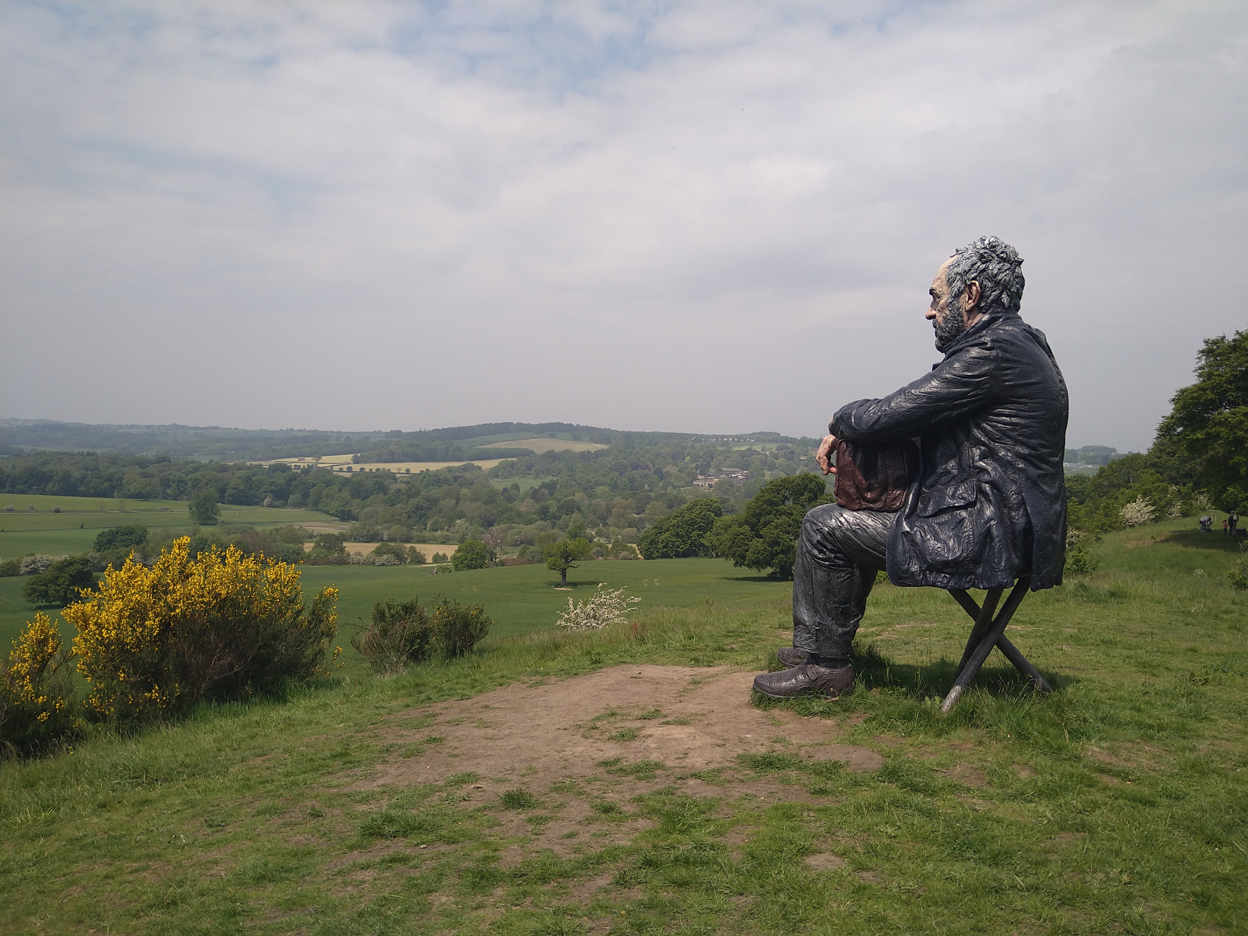 Seated Figure (Castleton Rigg, Sean Henry, 2017) – North East Statues