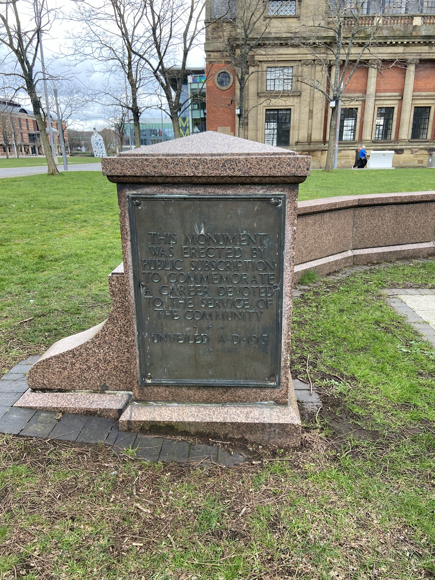 Samuel Sadler (Middlesbrough, Édouard Lantéri, 1913) – North East Statues